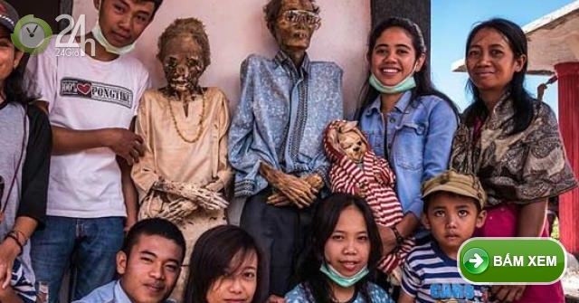 Bộ lạc Tarajan Cho người chết "sống lại", đeo kính, hút thuốc chụp ảnh ...