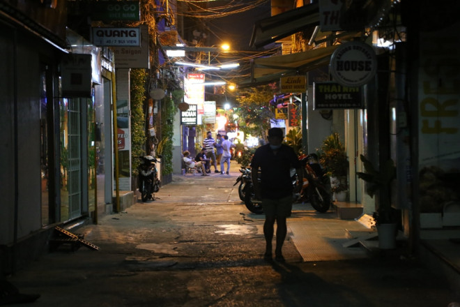 Bên trong hẻm 40 Bùi Viện, nơi bệnh nhân Covid-19 thứ 54 từng ở