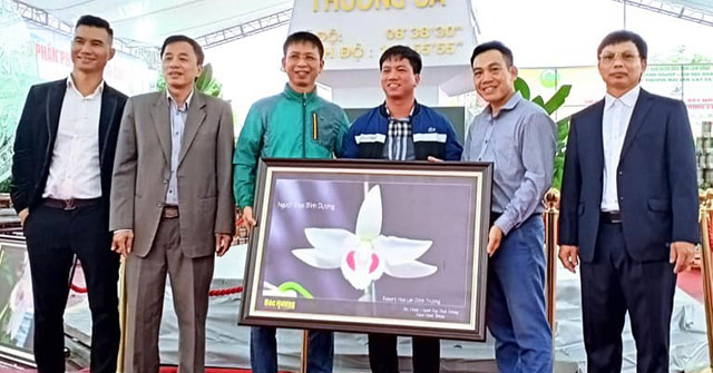 Nghệ nhân Nguyễn Phương Hồng: Trăn trở với nghề, đam mê thiện nguyện