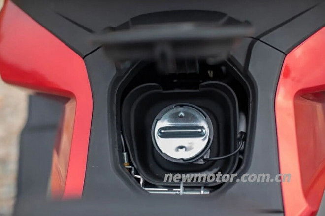 Xe tay ga Dayang ADV150 và Dayang ADV350 ra mắt, giá từ 56,7 triệu đồng