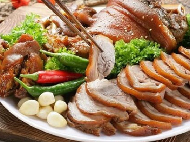 Mua thịt chân giò về đừng luộc nữa, chế biến theo cách này đảm bảo ngày ...
