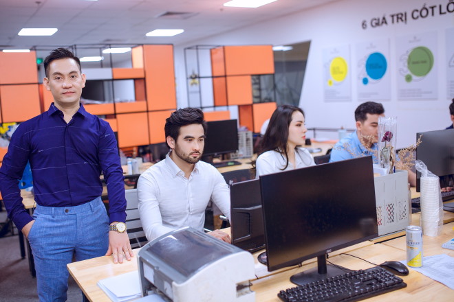 Doanh nhân Đỗ Văn Sáu CEO thương hiệu thiết bị vệ sinh Sathaco và câu ...