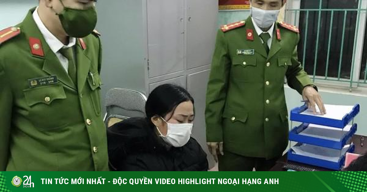 Đang trộm tiền trong shop quần áo, cô gái 24 tuổi bị bắt quả tang