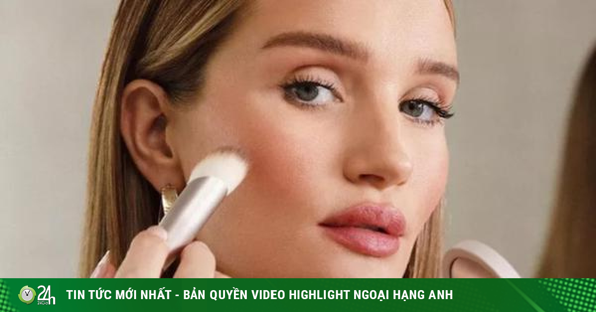 Phong cách trang điểm thanh lịch cho những buổi hẹn cuối năm