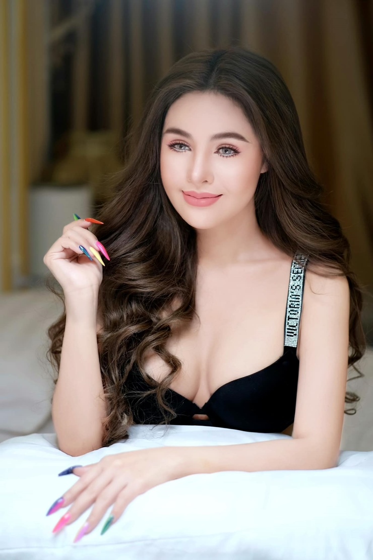 Bất ngờ cuộc sống của người đẹp Campuchia từng bị cấm diễn