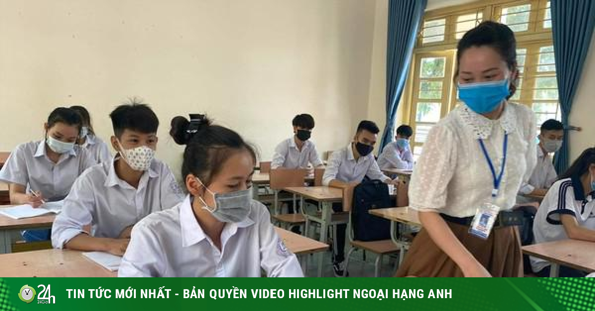 Thi tốt nghiệp THPT 2023: Cấm mang thiết bị ghi âm, ghi hình vào phòng thi