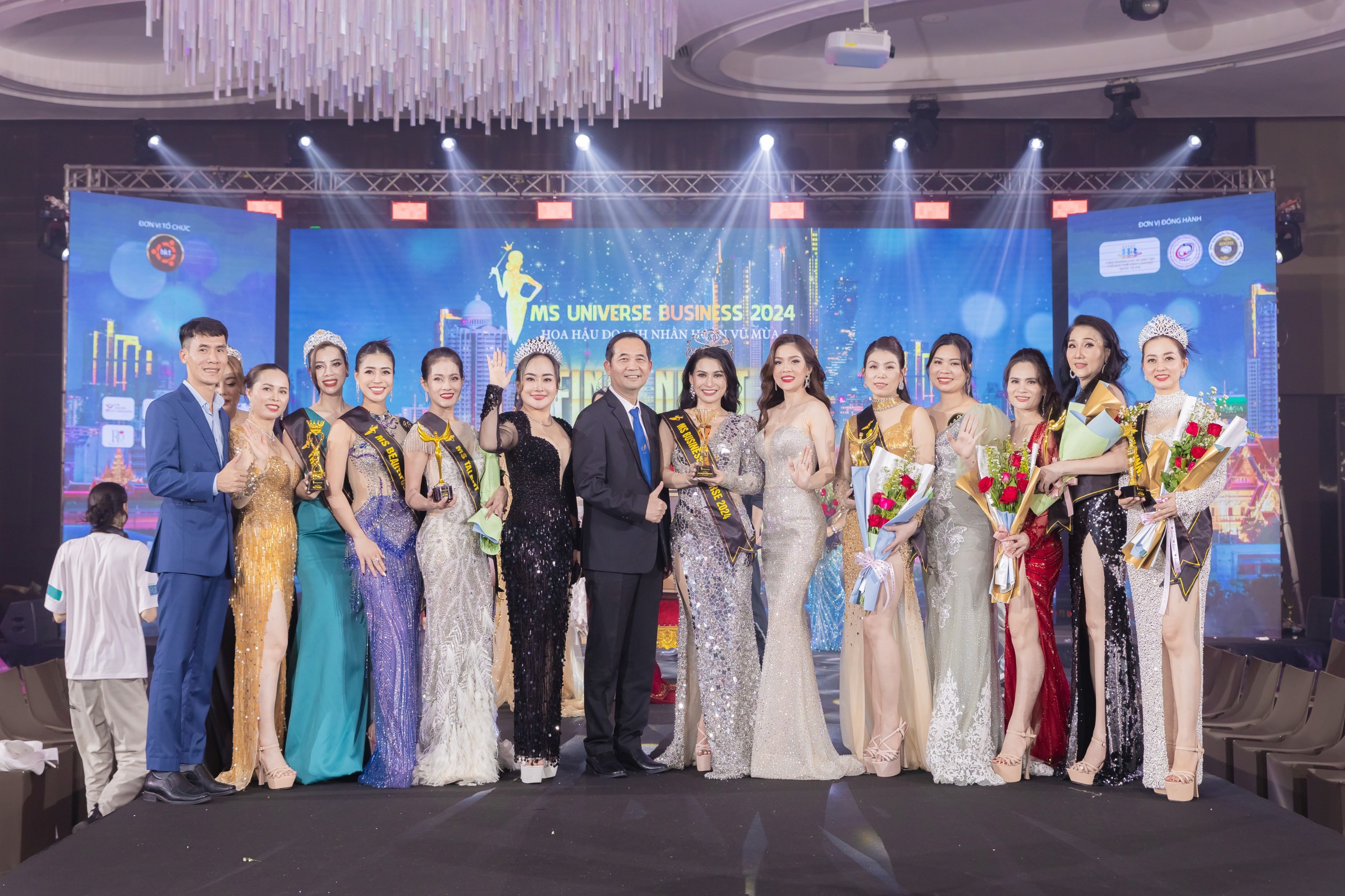 Nguyễn Trang (Kochan) đăng quang Hoa hậu Doanh nhân Hoàn vũ 2024