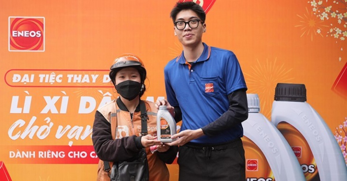 ENEOS "lì xì” dầu nhớt cho hơn 4,400 tài xế công nghệ