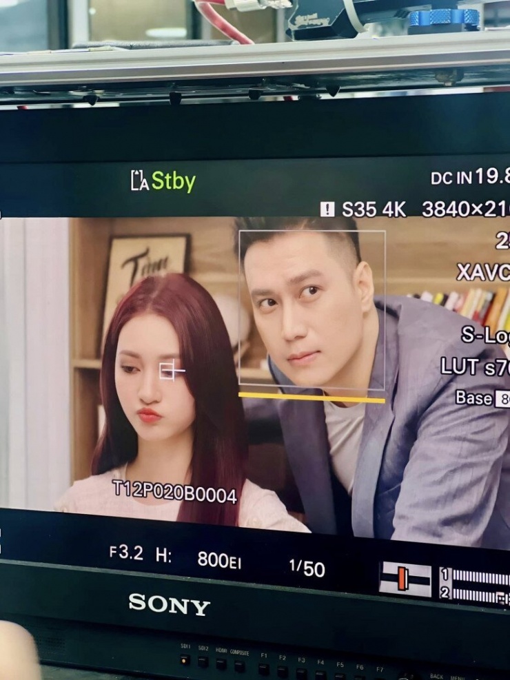 NSƯT Việt Anh bán chân gà chu cấp 50 triệu/tháng cho vợ cũ hotgirl nuôi con, quý tử học trường ...