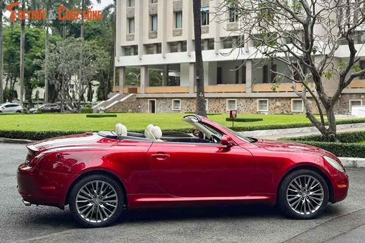 Lexus SC430 "uống" 20 lít xăng/100km tại Việt Nam bán hơn 800 triệu