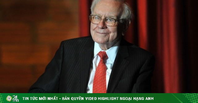 Thiên tài đầu tư 95 tuổi Warren Buffett lại giàu thêm