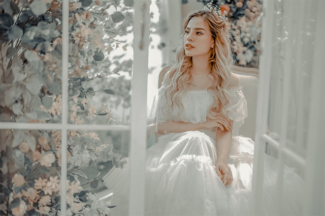 Linh Kool - cô nàng 9X cá tính đam mê làm đẹp