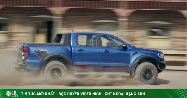 Giá xe Ford Ranger Raptor niêm yết và lăn bánh tháng 6/2022