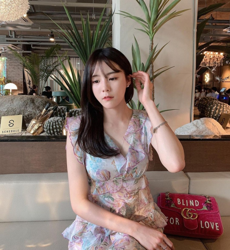 'Đổ gục' trước sắc đẹp của thiên thần bóng chuyền đội tuyển Hàn Quốc