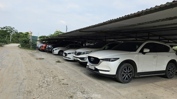 Cận cảnh khu đất dự án TTTM, bãi xe 'khủng' đang thành kho xưởng và nơi trông xe