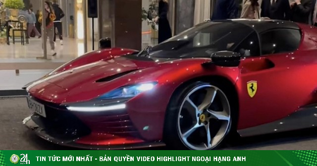 CR7 tậu siêu xe Ferrari Daytona SP3 hàng hiếm