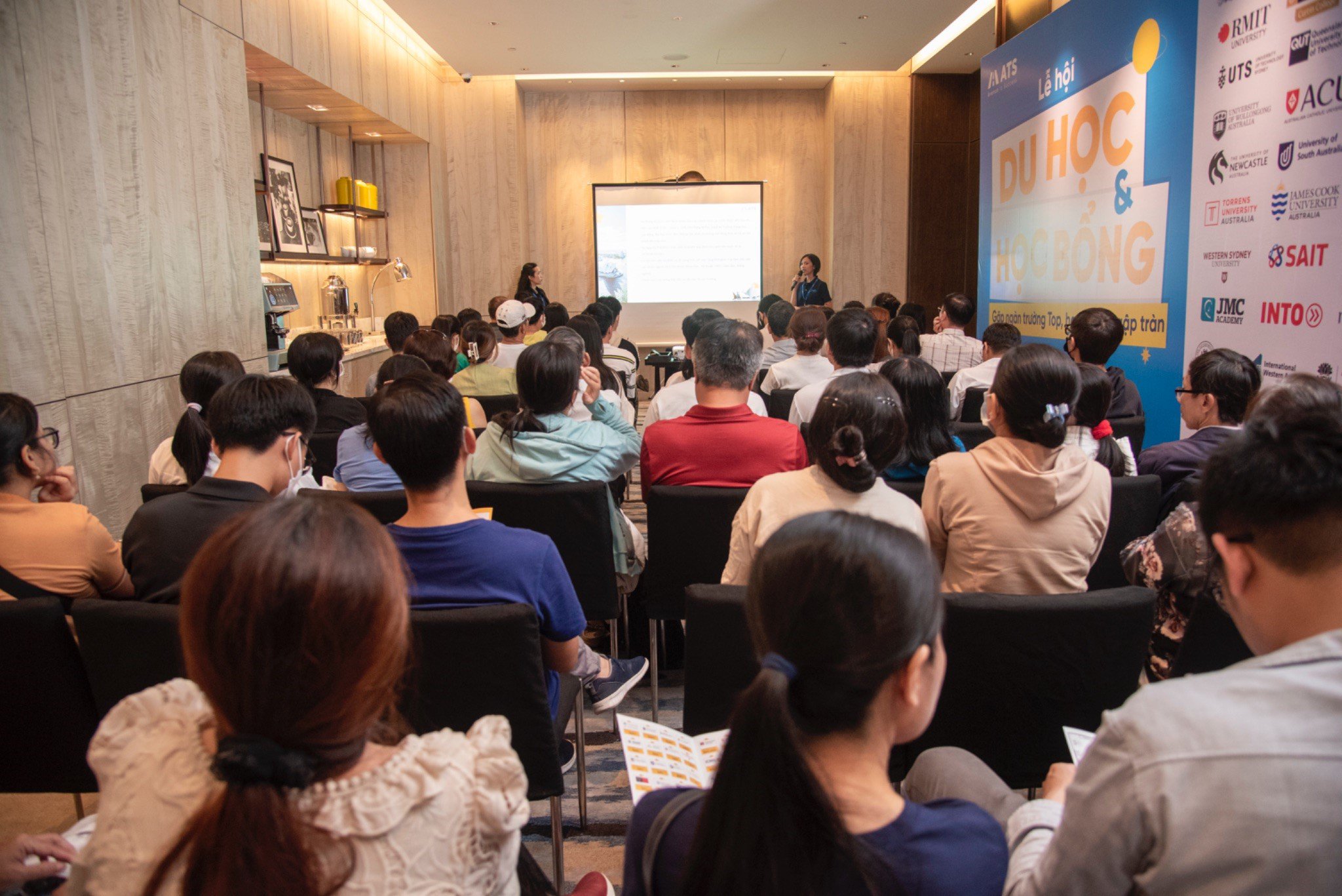 Giải mã sức hút Lễ hội Du học & Học bổng ATS mùa hè này