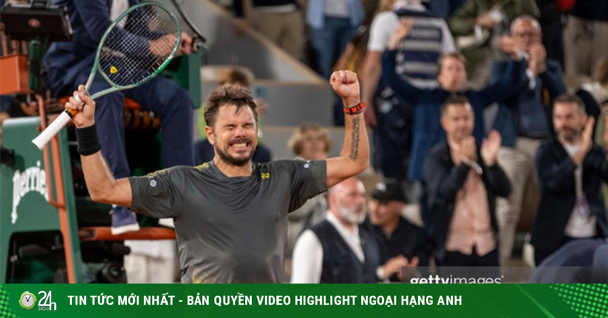 Rực lửa tennis Roland Garros ngày 1: Wawrinka thắng chóng vánh Murray