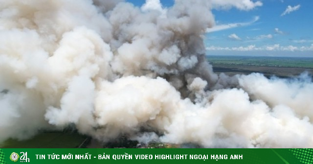 Vườn quốc gia Tràm Chim cháy ngùn ngụt