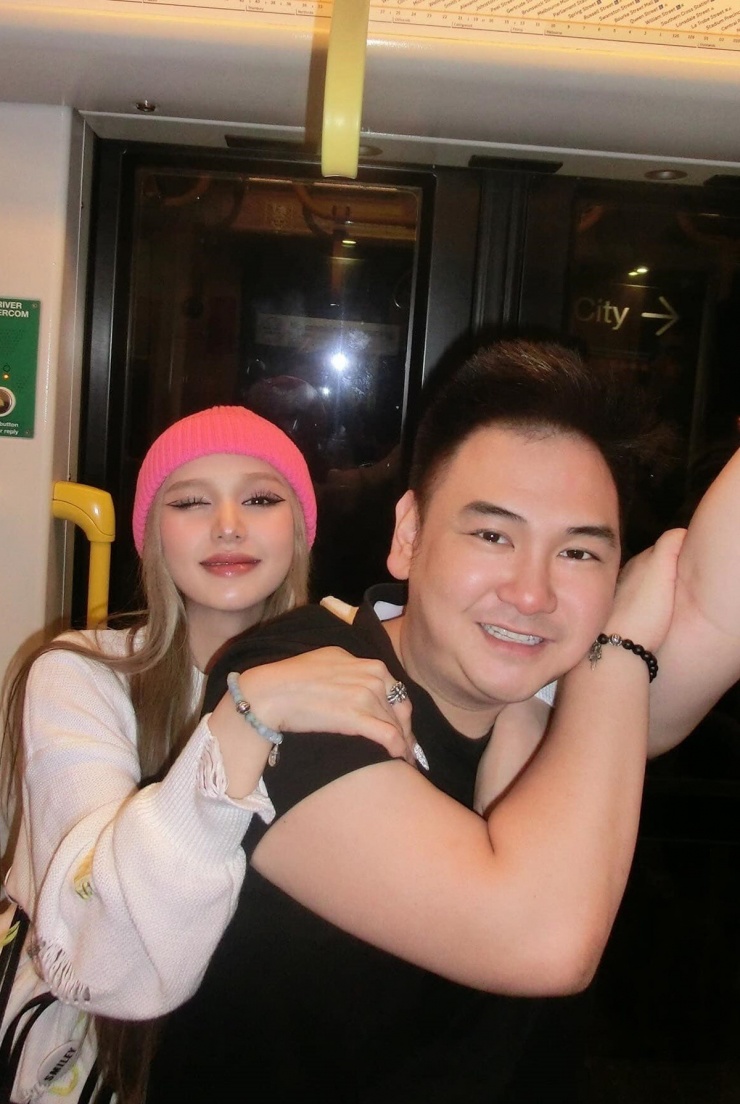 4 năm Xoài Non bên 'streamer giàu nhất Việt Nam' trước ly hôn