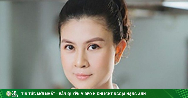 Diễn viên Kim Thư xinh đẹp, quyến rũ sau 12 năm ly hôn, ra đi trắng tay