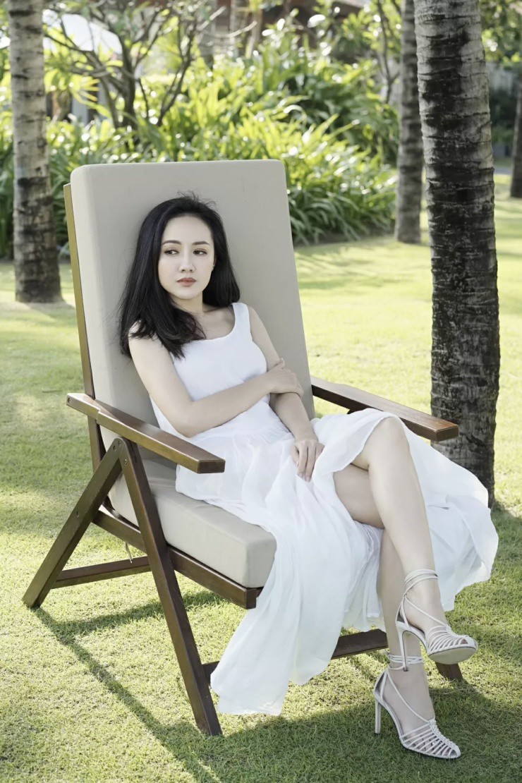 BTV Hoài Anh khoe nhan sắc ở tuổi 45