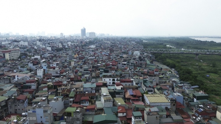 Hiện trạng bờ sông Hồng trước quy hoạch đại lộ cảnh quan
