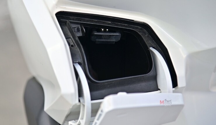 Ngắm Honda Click 160 diện mạo sang trọng và thể thao nổi bật