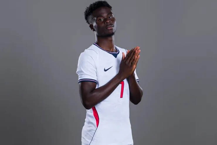 Tuchel báo tin sốc về Saka, ĐT Anh vừa đá World Cup vừa nơm nớp lo