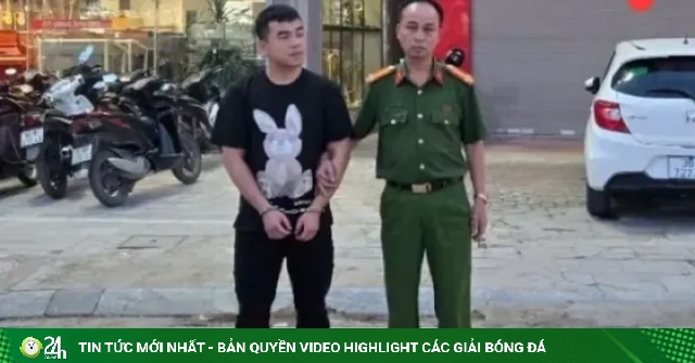 Tạm giữ tài xế taxi hành hung nam shipper giữa đường