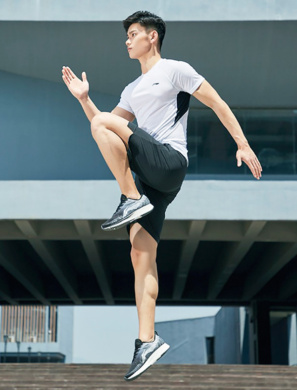 Li-Ning ra mắt BST mới – đánh thức nguồn năng lượng cho hè bất tận