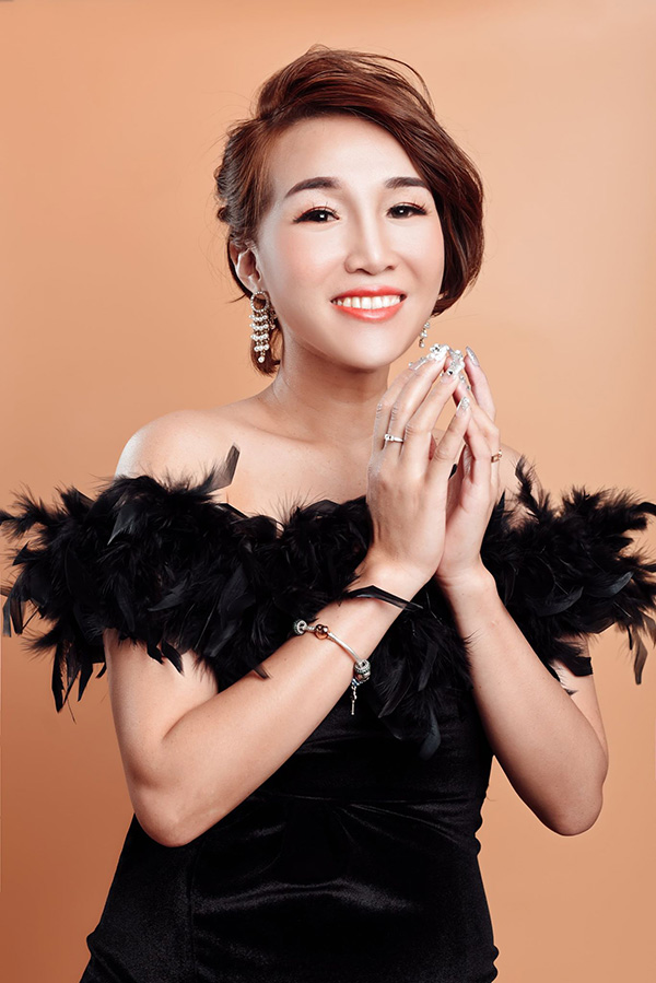 Á hậu Lee YuJin: Người phụ nữ mạnh mẽ và thành công với sản phẩm Việt ...