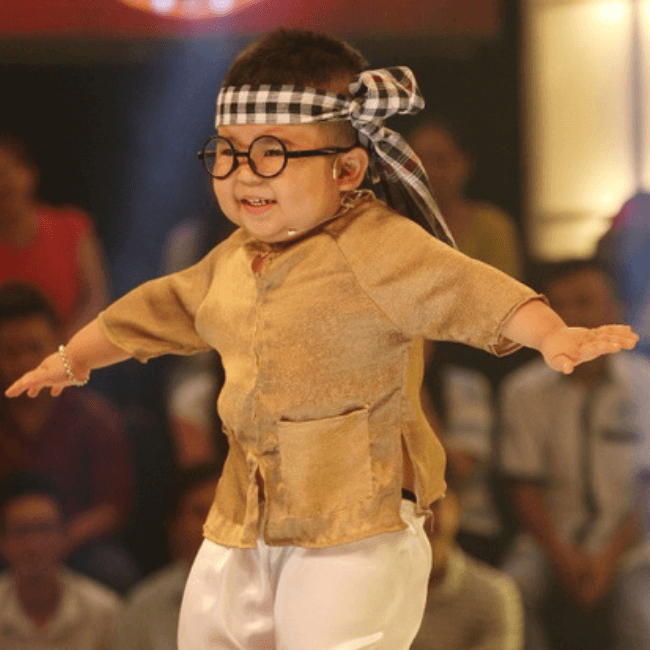 Anh em "song sinh" Ku Tin và Tin Tin: "Thần đồng" kiếm tiền tỷ từ nhỏ ...