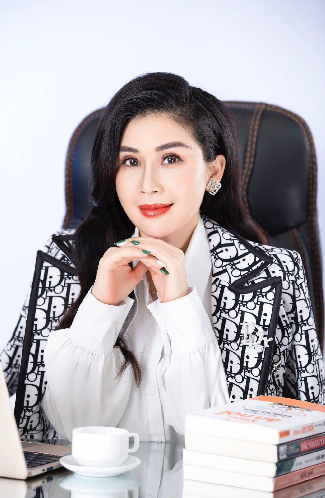 CEO Nguyễn Thu Hồng chạm đến thành công bằng sự nỗ lực không ngừng nghỉ