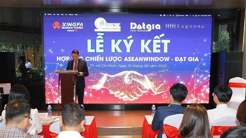 AseanWindow và Đạt Gia ký kết hợp tác chiến lược
