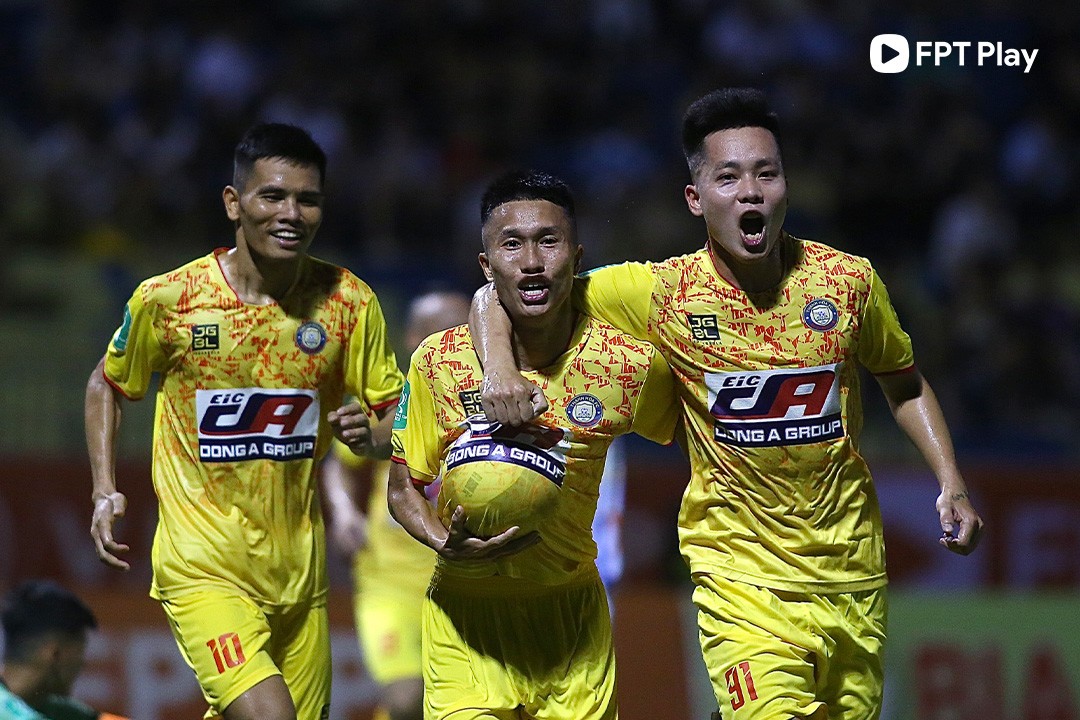 Thời khắc lịch sử của Đông Á Thanh Hoá và Viettel FC tại chung kết Cúp ...