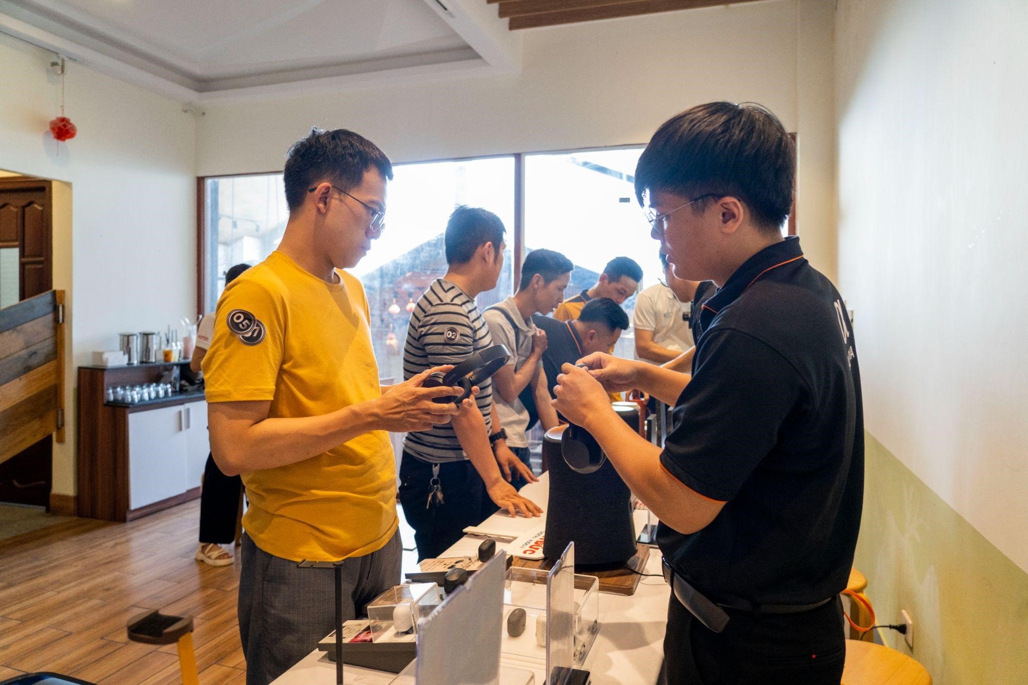 Trải nghiệm siêu phẩm tai nghe mới nhất của Sony tại Workshop: Touch ...