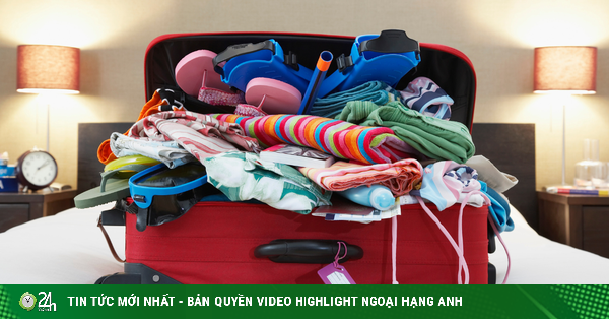 Lạ đời kiểu đi du lịch không mang theo quần áo