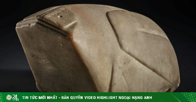 Cục đá hình con ếch được đấu giá gần 30 tỷ