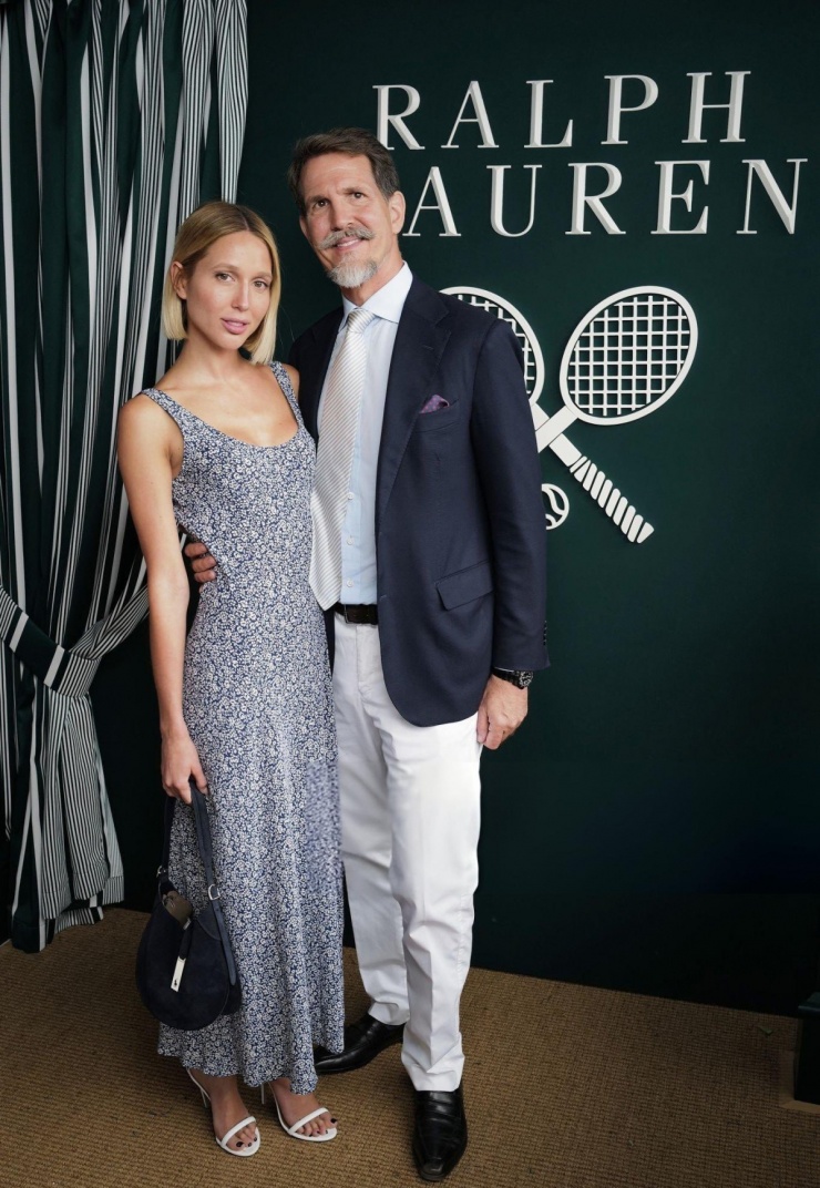 Vẻ đẹp 'như tranh' của công chúa Hy Lạp