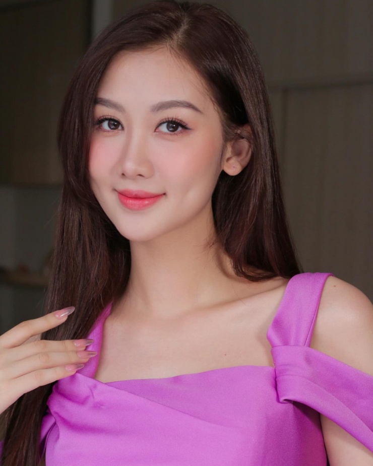 Nhan sắc đời thường của tân Hoa hậu Hòa bình Việt Nam 2024