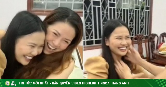 Con dâu báo tin vui, mẹ chồng hò reo, bố chồng rơi nước mắt vì hạnh phúc