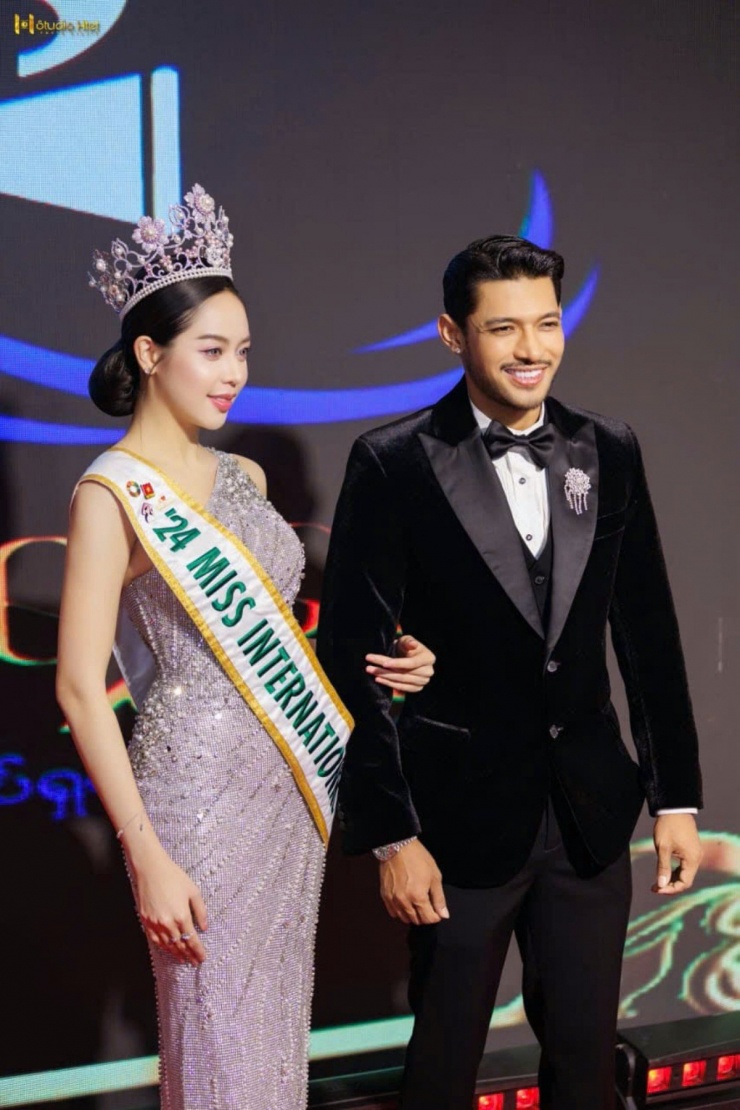 Hoa hậu Thanh Thủy đọ sắc cùng người đẹp "drama" Thae Su Nyein tại Myanmar