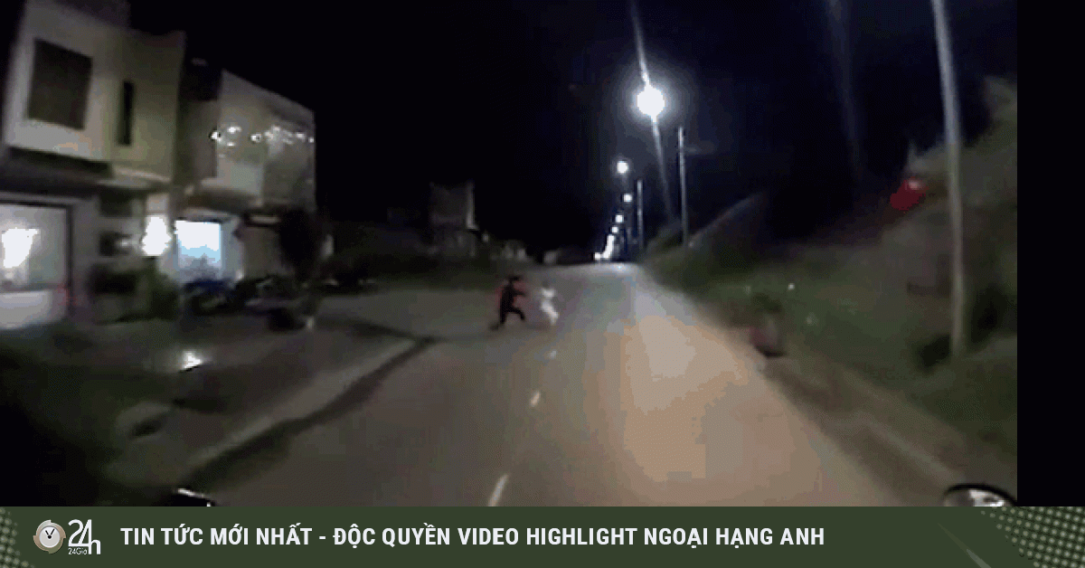 Clip: Cô gái lao ra trước đầu xe container tự tử và cái kết thót tim