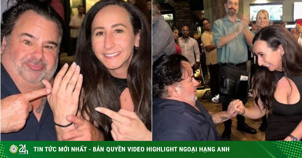 Người đàn ông cầu hôn bạn gái kém 30 tuổi sau 24 giờ gặp mặt