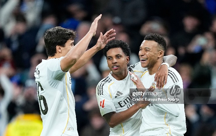 Xabi Alonso thèm khát 2 sao bự, Mbappe cần gấp người chia lửa ở Real Madrid