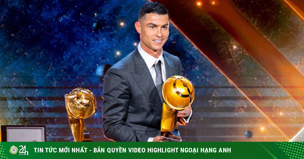 Ronaldo bị chê nhận "giải tình thương", do người nhà cơ cấu ở trao giải ...